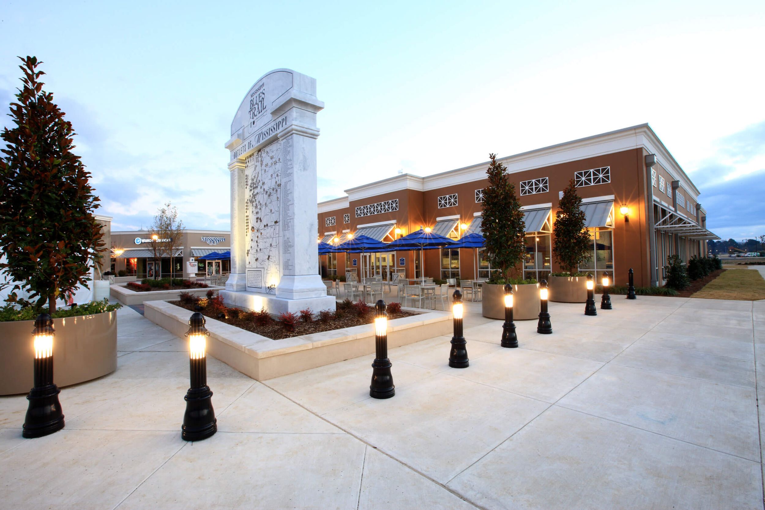 Outlets of Mississippi - Yates Construction