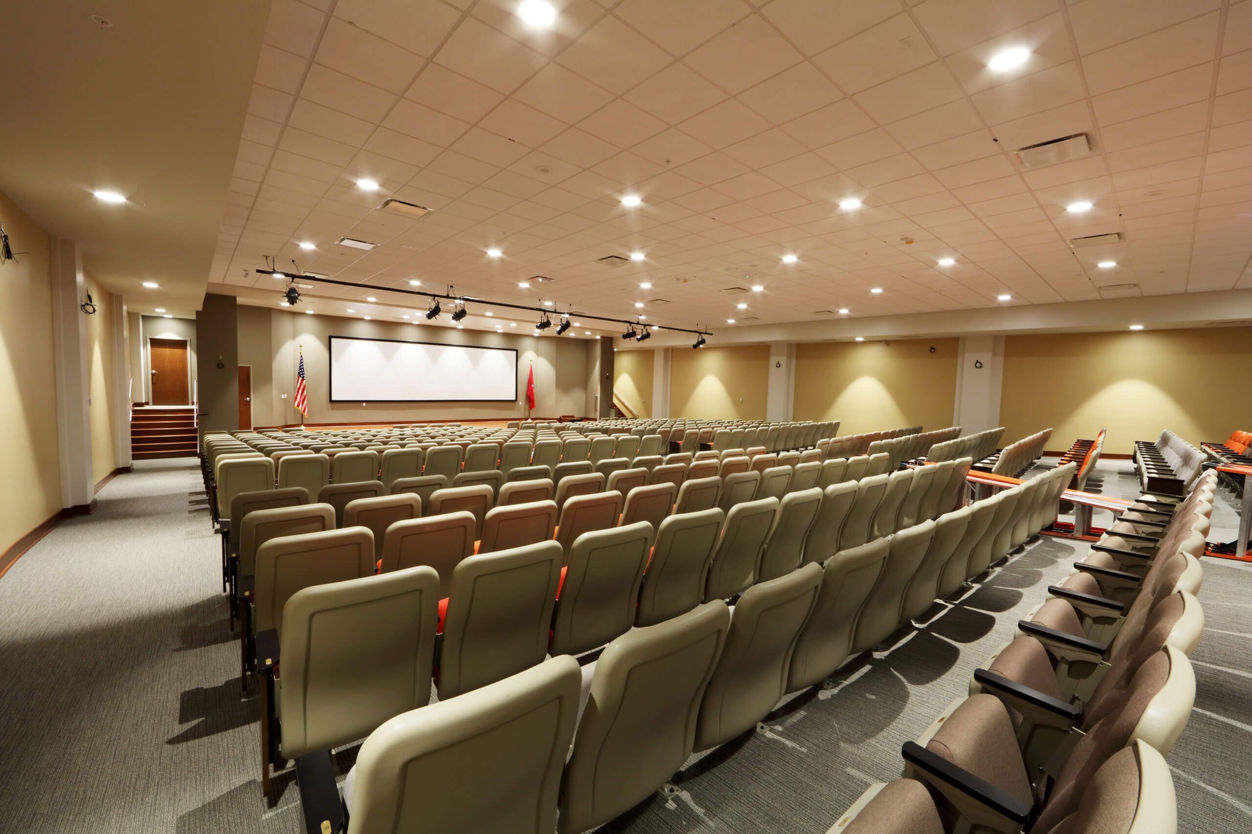 Engineer Research and Development Center Headquarters - Yates Construction