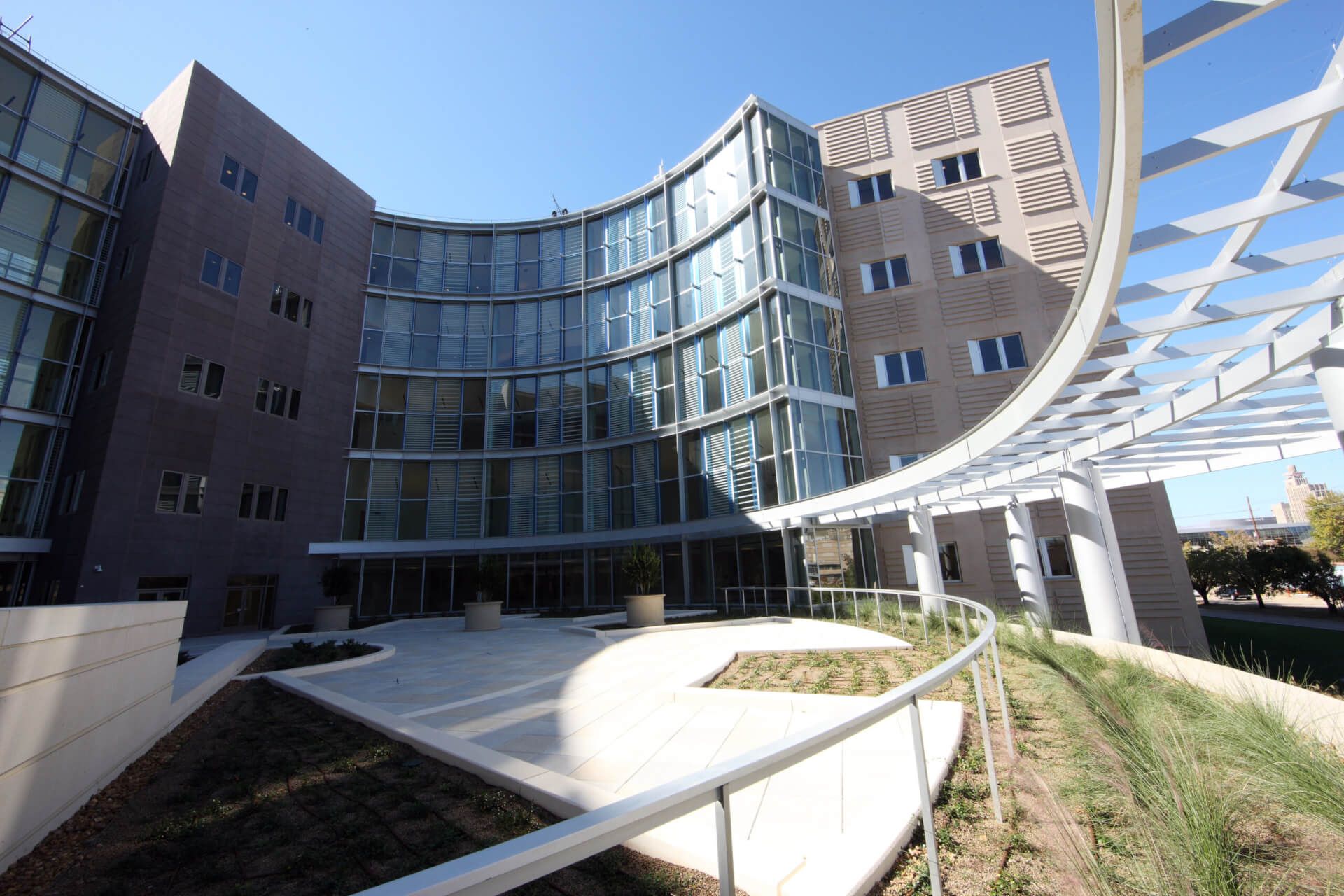 U.S. District Courts Building - Yates Construction